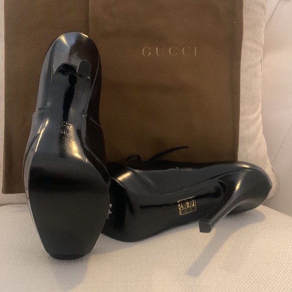 Gucci | Shoes | Gucci Leather Platform Pumps With Lace Up Corset Front ...